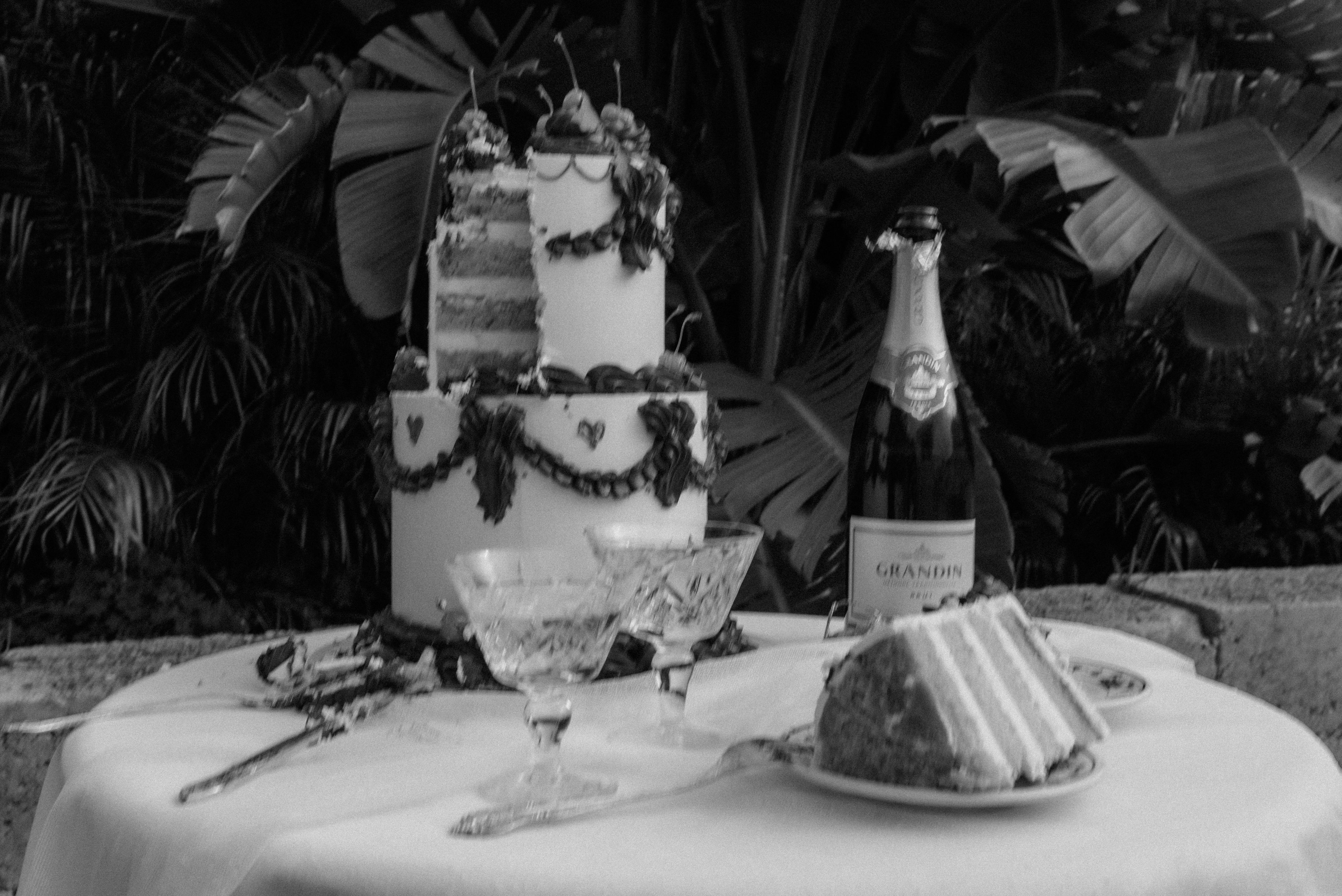 The Bake Space: Custom Cakes & Desserts | Adelaide